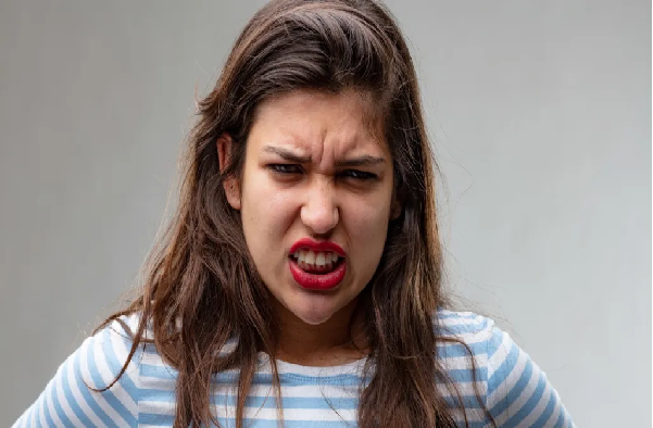 The Gnashing of Teeth, The Painful Face of Fibromyalgia - STAY AWARE ...